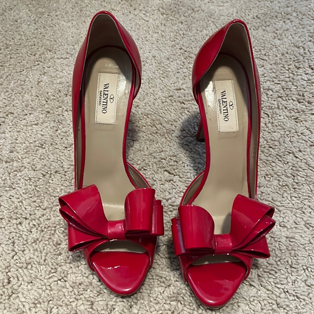Valentino 4 Inch Red High Heels. Beautiful, Elegant &… - Gem